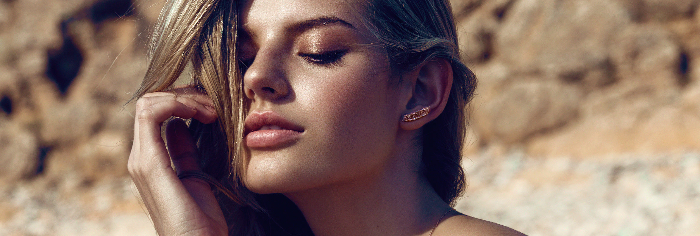 AUSTRALIANA – Cassandra Mamone